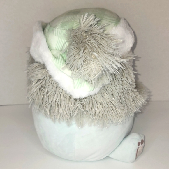 Squishmallows | Toys | Evita Grey Bigfoot Wplaid Snow Hat Gold Feet ...